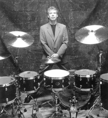 Archiv: Kultur im Lyz - Bill Brufords Earthwork
